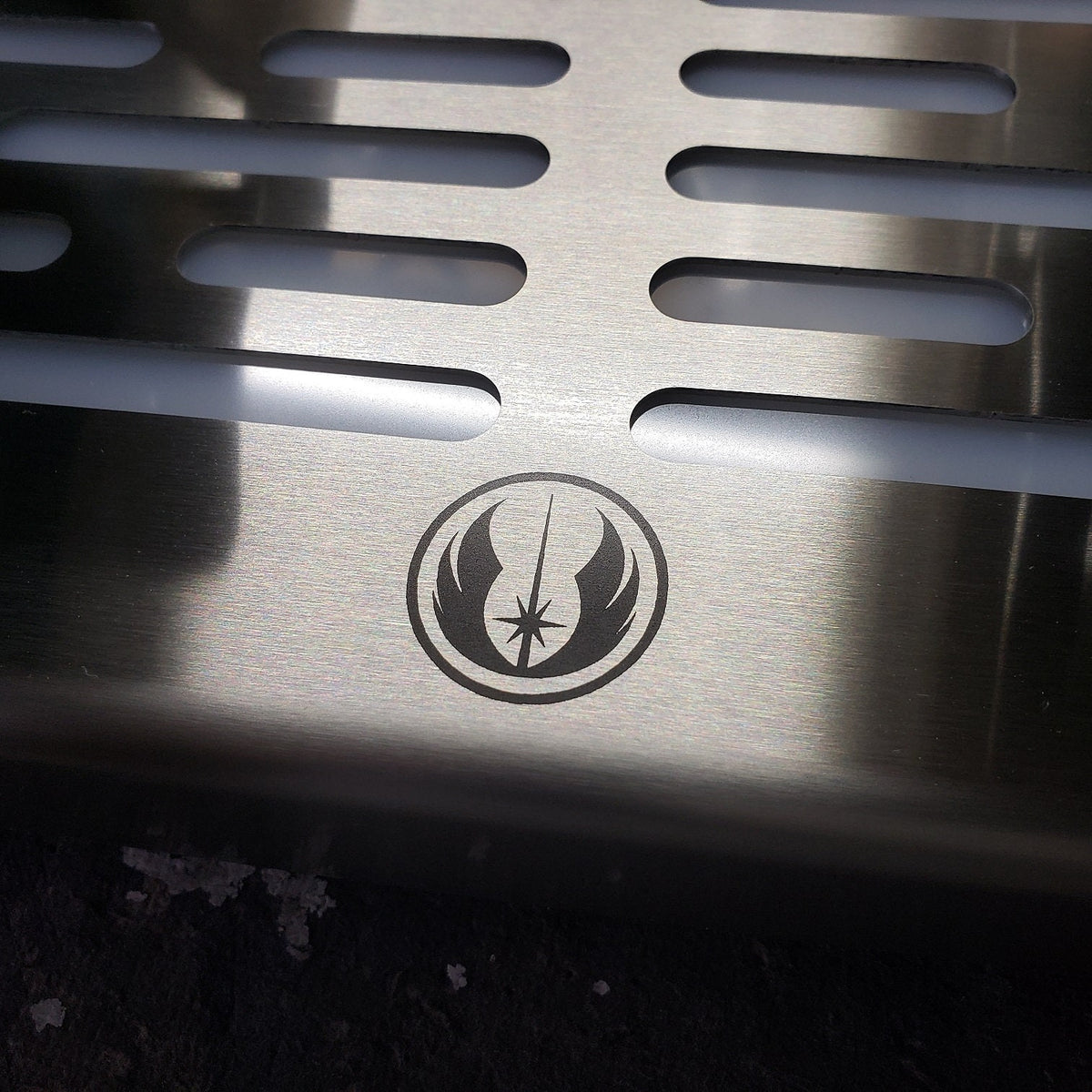 Add customization to your Lightsaber or Blaster stand – QuestDesignCanada